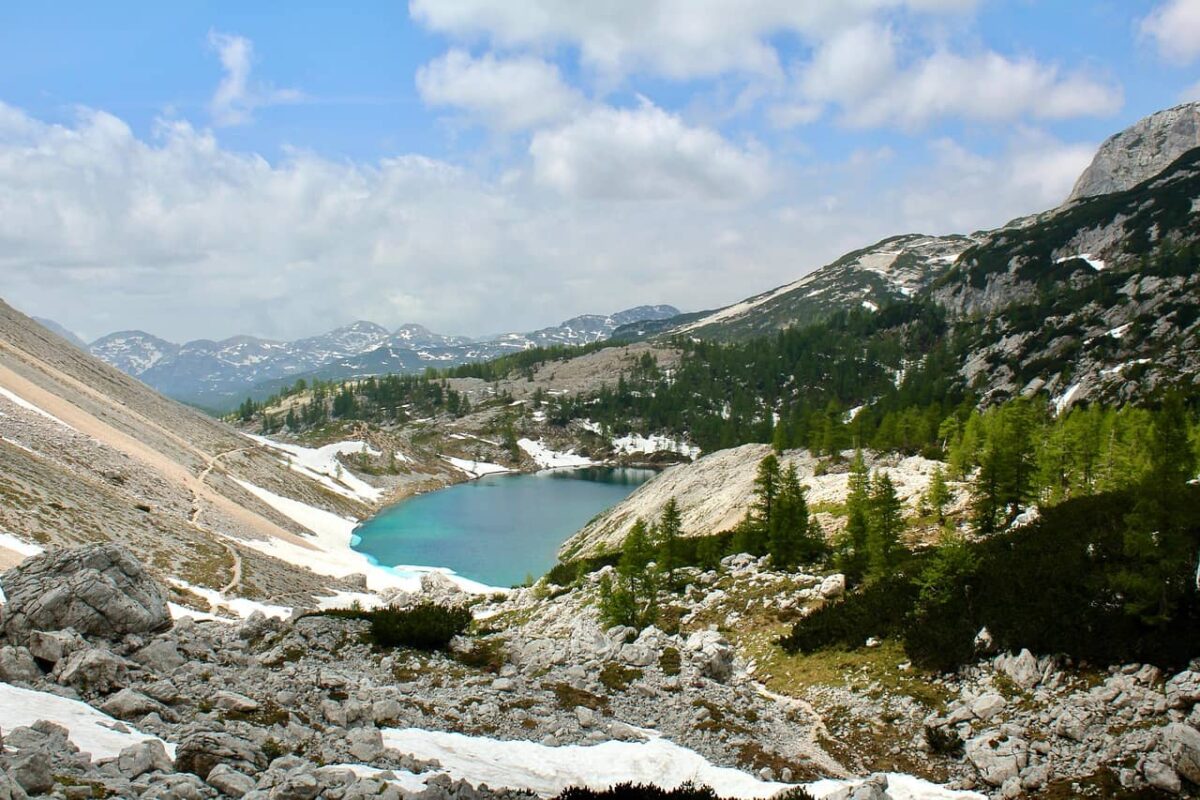 TOP 8: Najkrajšie jazerá v Slovinsku na kúpanie a turistiku